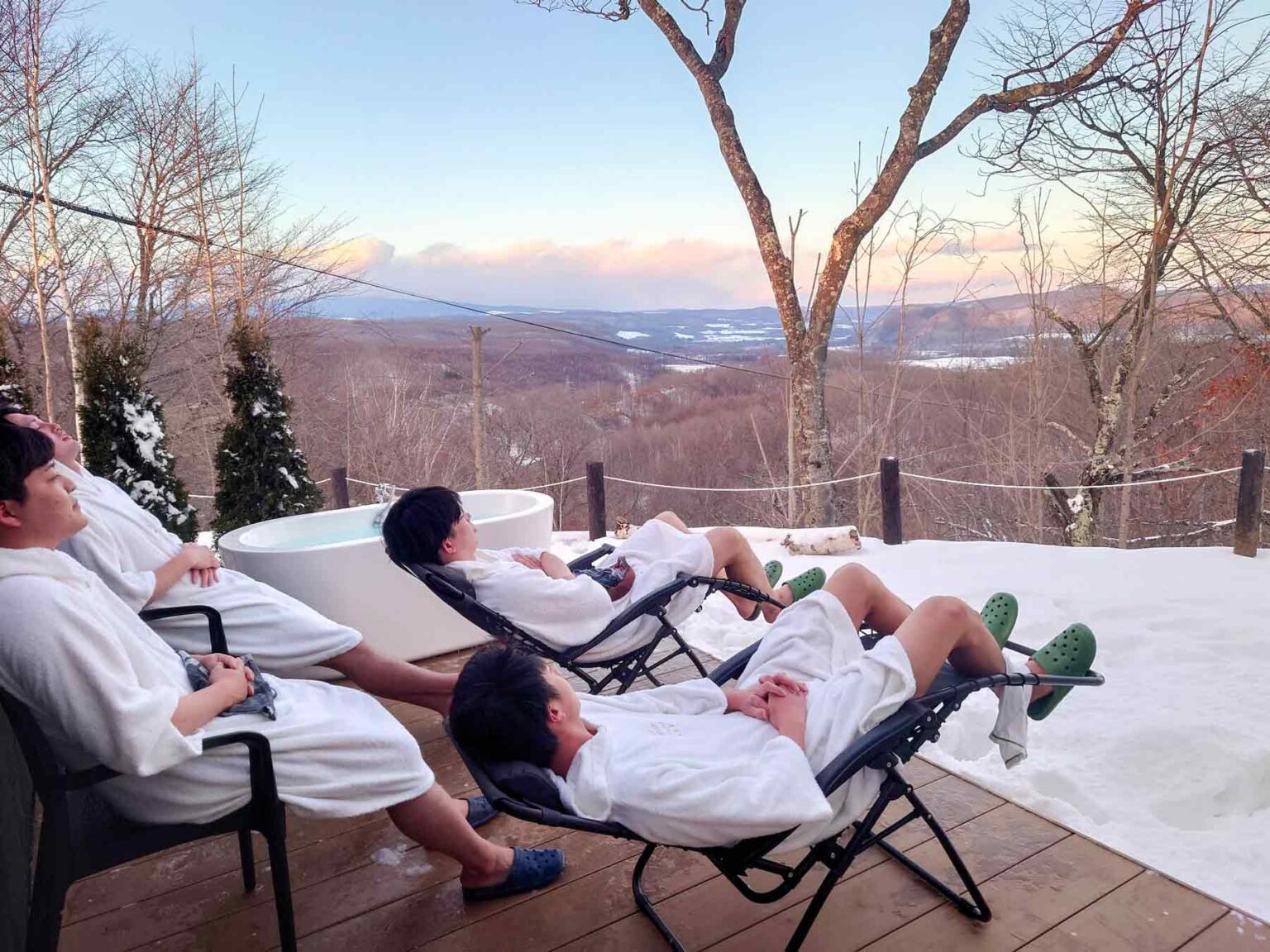 【公式】KOYA.lab 陵雲荘 - 1泊で北海道を味わい尽くすホテル｜コヤラボ 北海道 絶景 サウナ